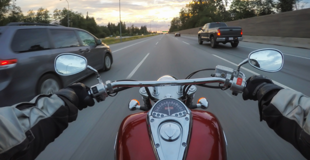 Is lane splitting on your motorcycle safe?